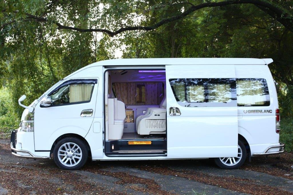 Toyota Hiace Commuter For Rent From Cochin | Kerala Tourist Taxi Service